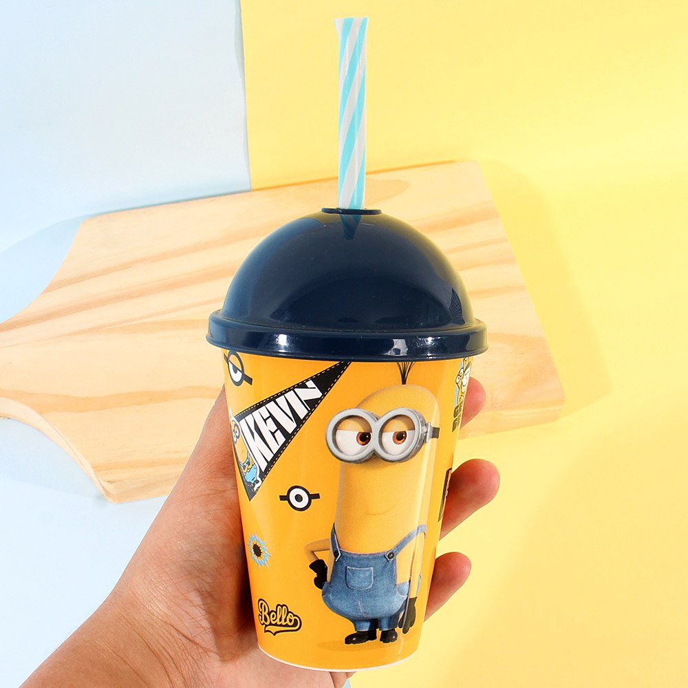 Copo Shake Infantil Tampa Canudo 280 Ml Minions - Plasúltil - Compre ...